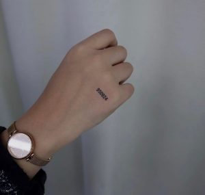 29 Meaningful And Unique Designs For Mini Tattoo