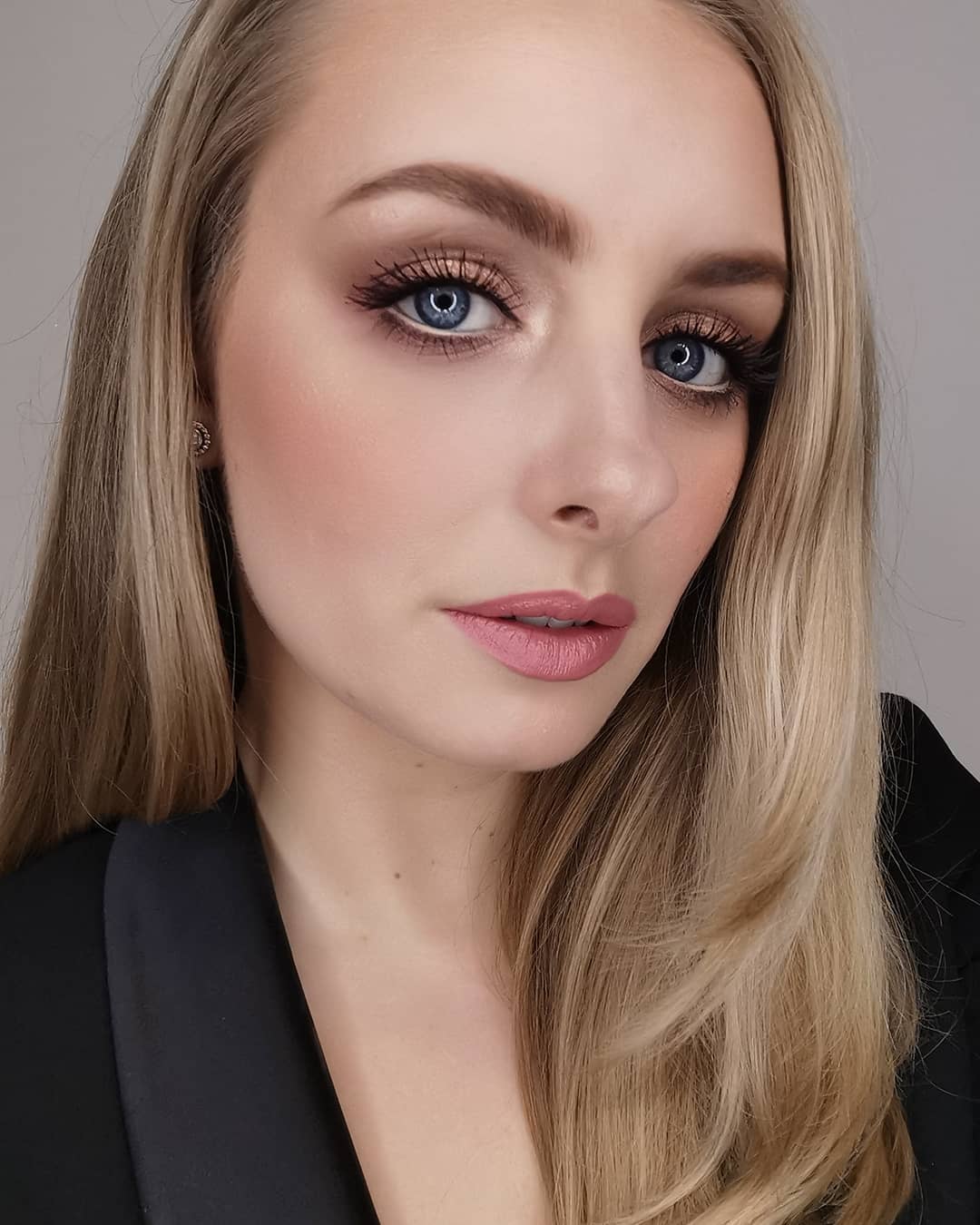 25 Charming Natural Makeup Looks For All Seasons