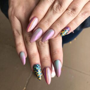 20+ Fashionable Almond Nails For 2021