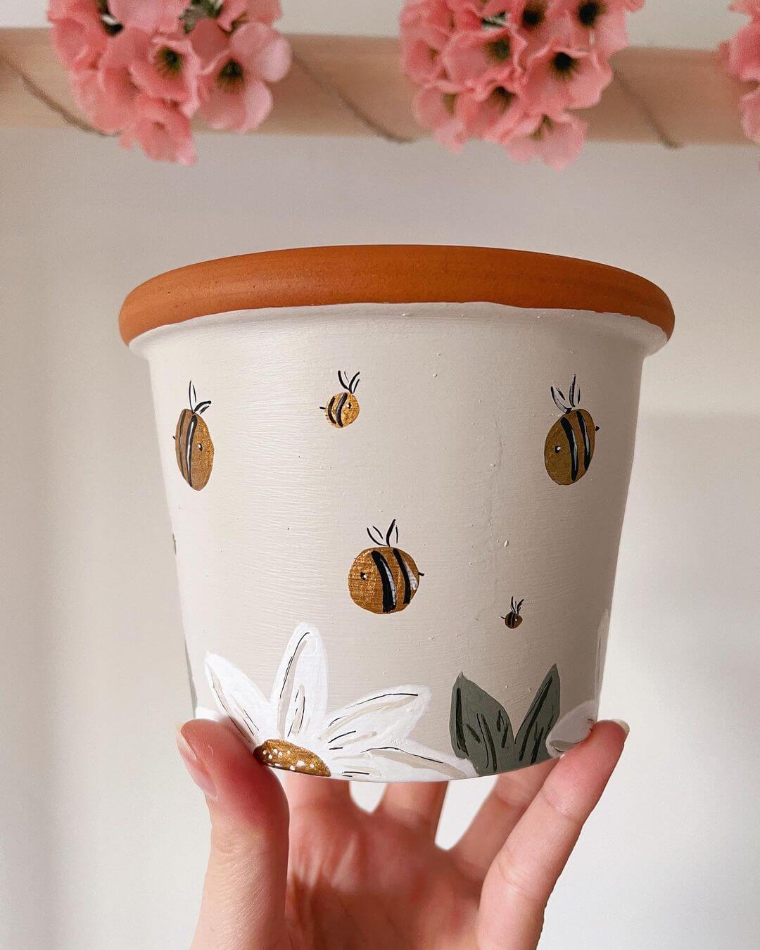 23 Easy And Beautifully Painted Pot Ideas