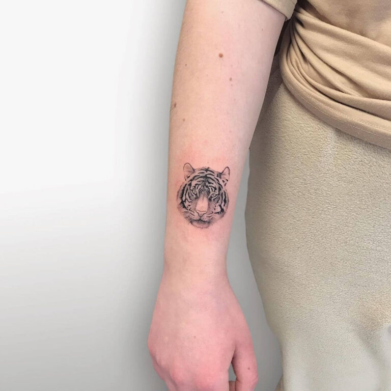 28 Cute Small Animal Tattoo Ideas