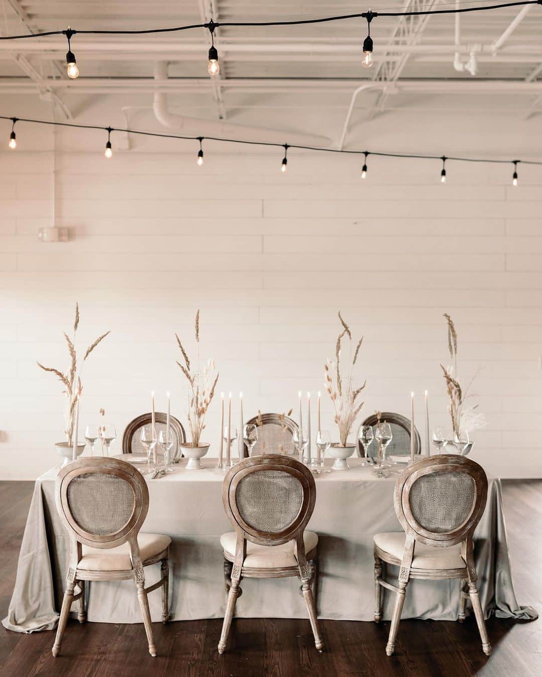 20+ Unique Ideas For A Stunning Spring Wedding
