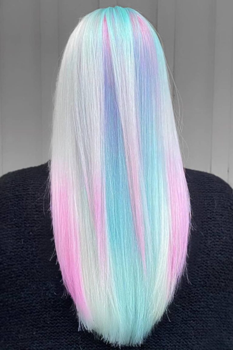 16 Bright Hair Colors That Look Lively