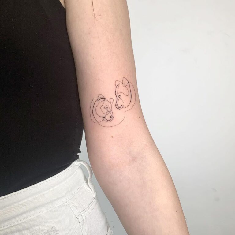 35+ Exquisite Line Art Tattoo Ideas