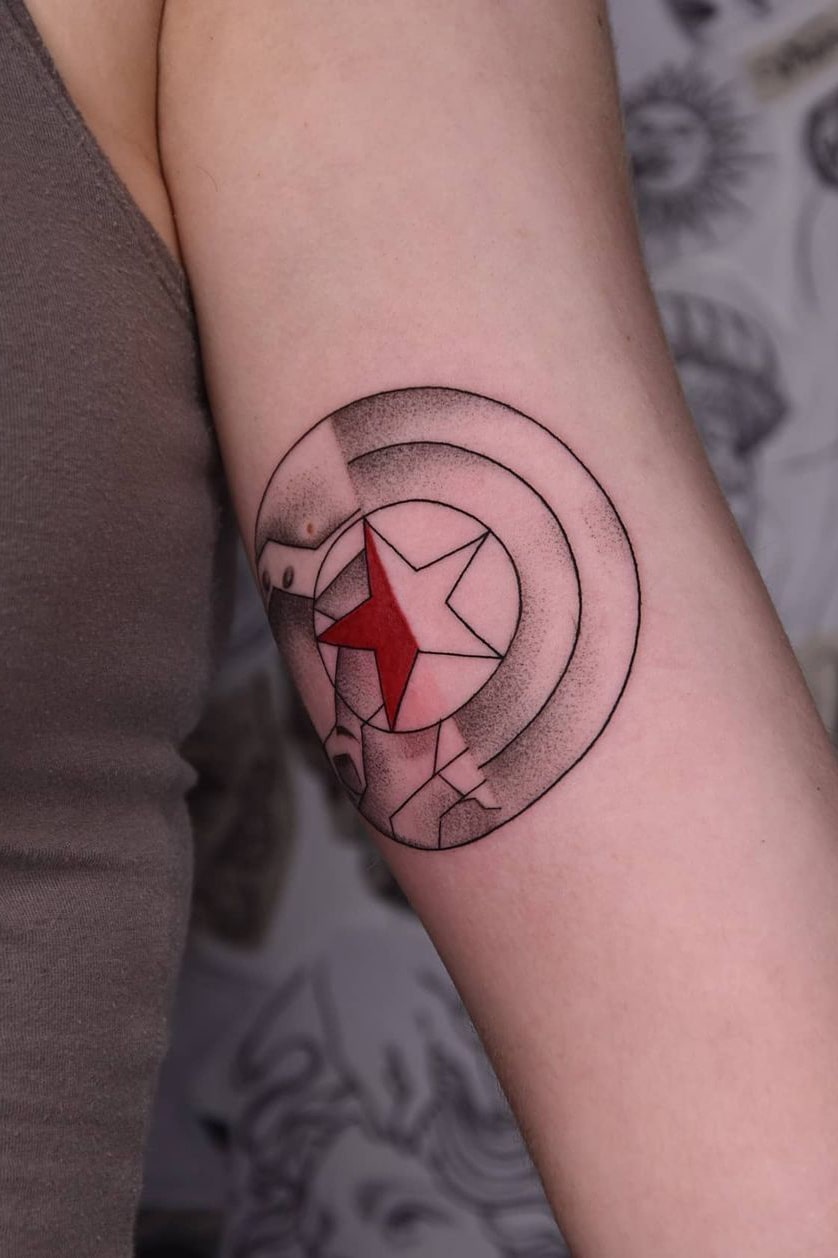 35+ Exquisite Line Art Tattoo Ideas