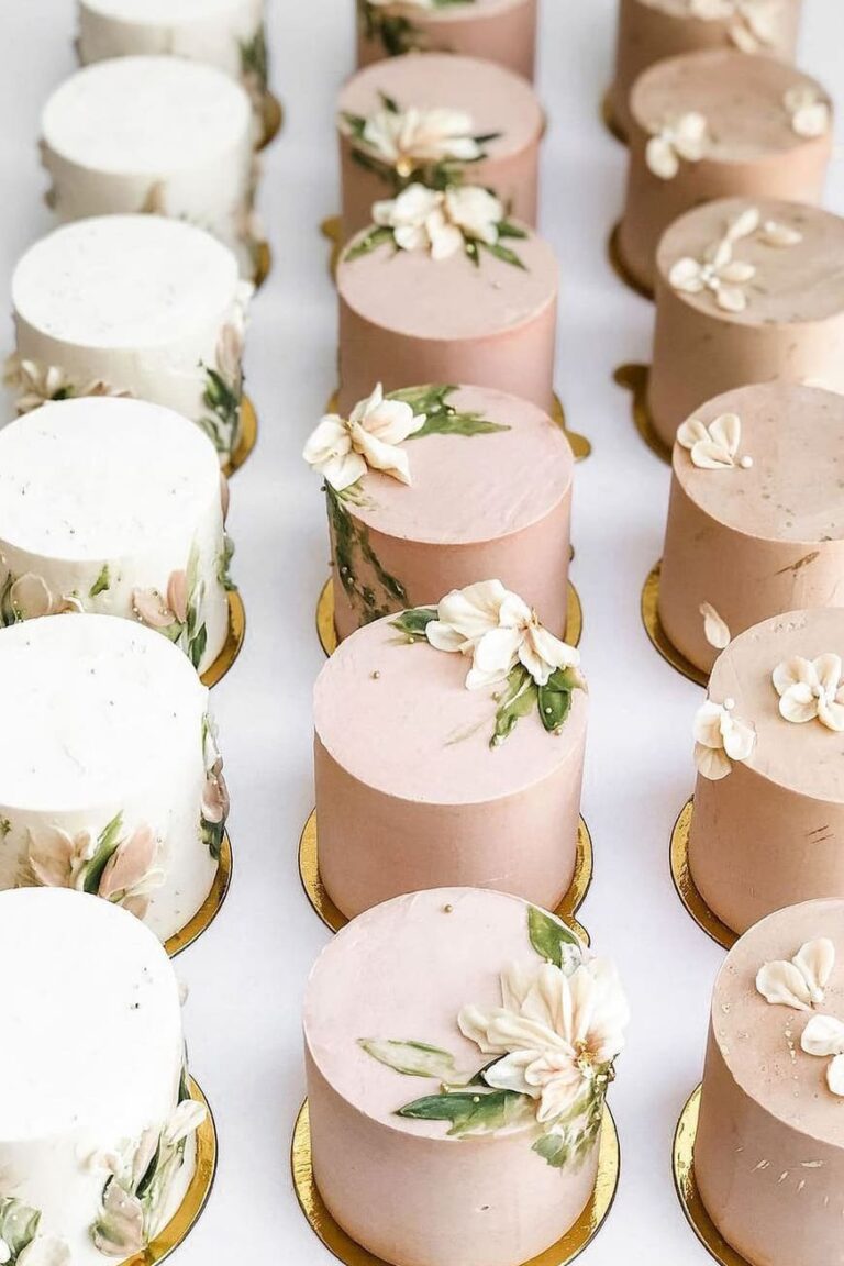 22 Intimate Small Wedding Ideas