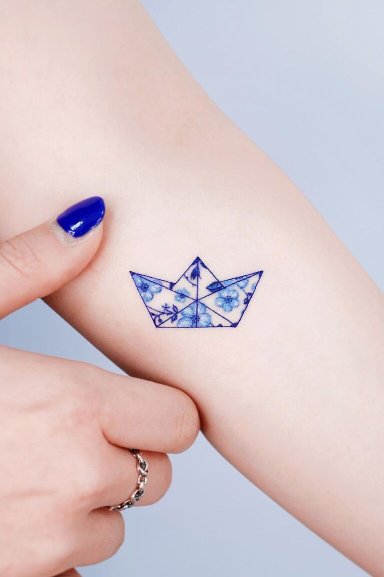 32+ Brilliant Small Colorful Tattoo Ideas