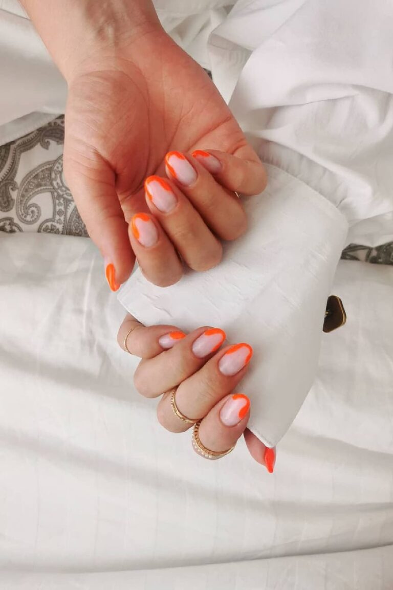 25 Vibrant Orange Nail Art Designs
