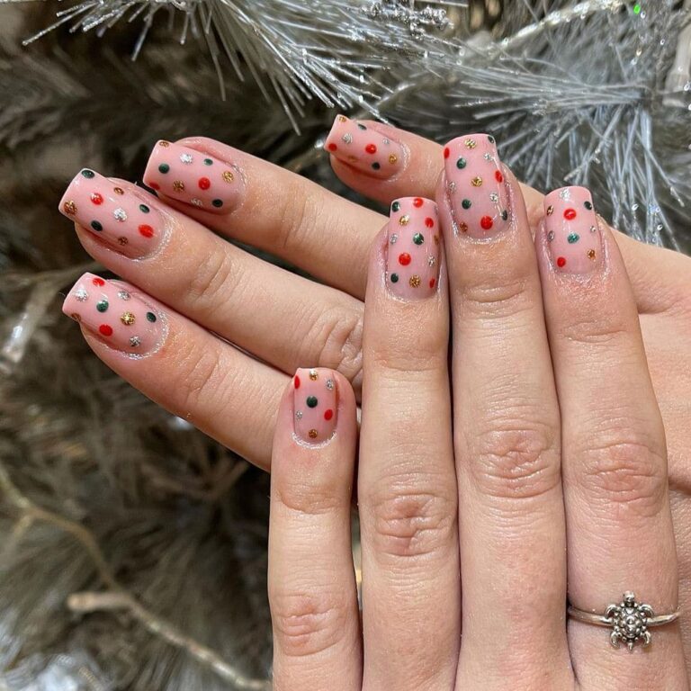 25 Stunning Nail Designs For Christmas 2021
