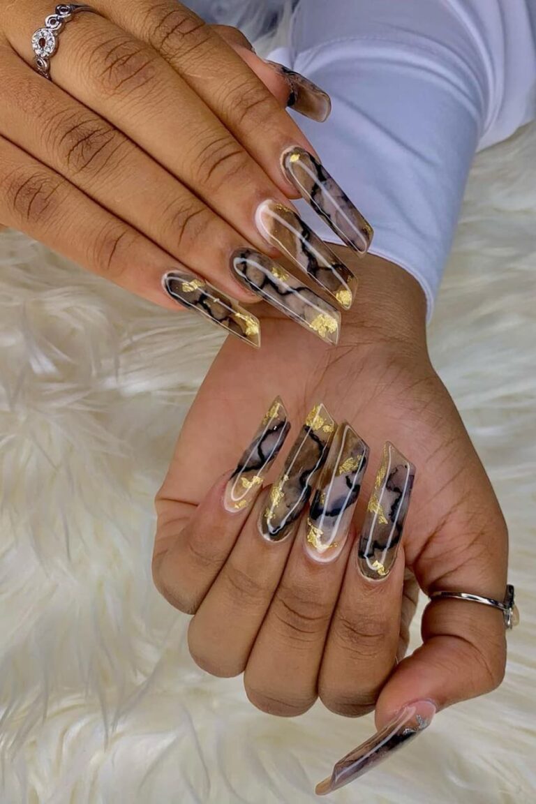 22 Appealing and Unique Lipstick Nail Art Designs