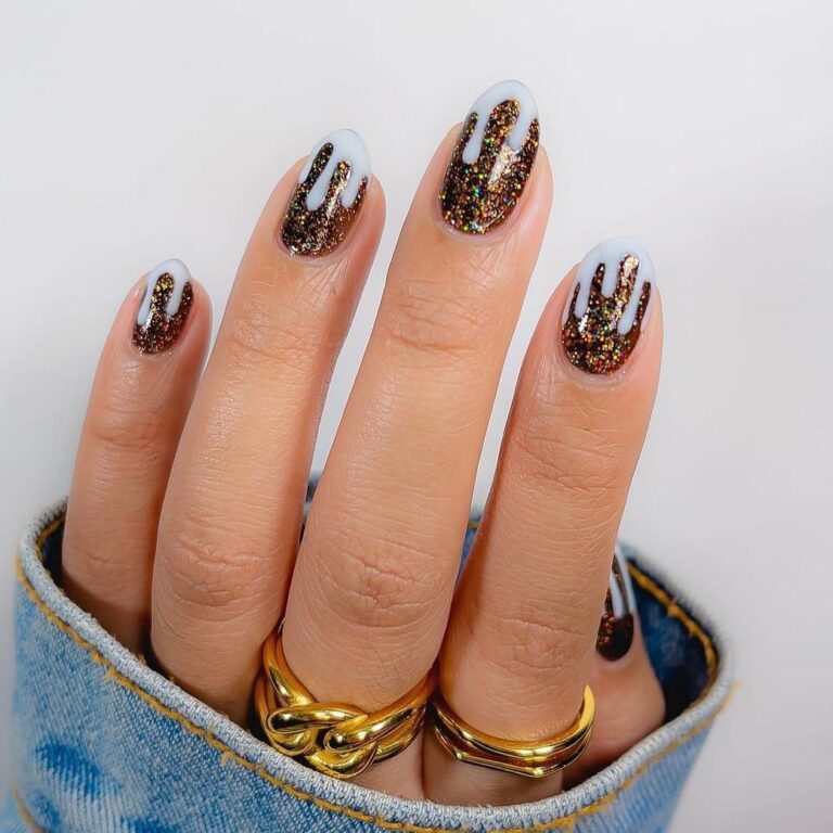 29 Eye-catching Birthday Nail Design Ideas