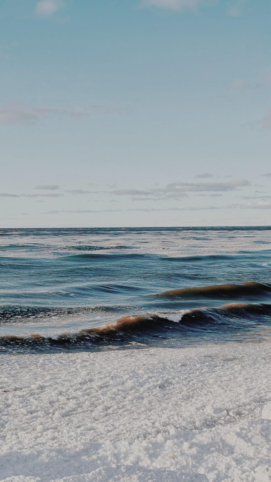 20 Amazing Free Sea Phone Wallpapers