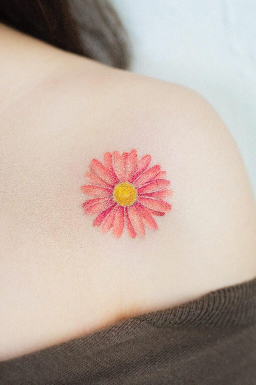 33 Fabulous Daisy Tattoo Ideas and Designs (2022)