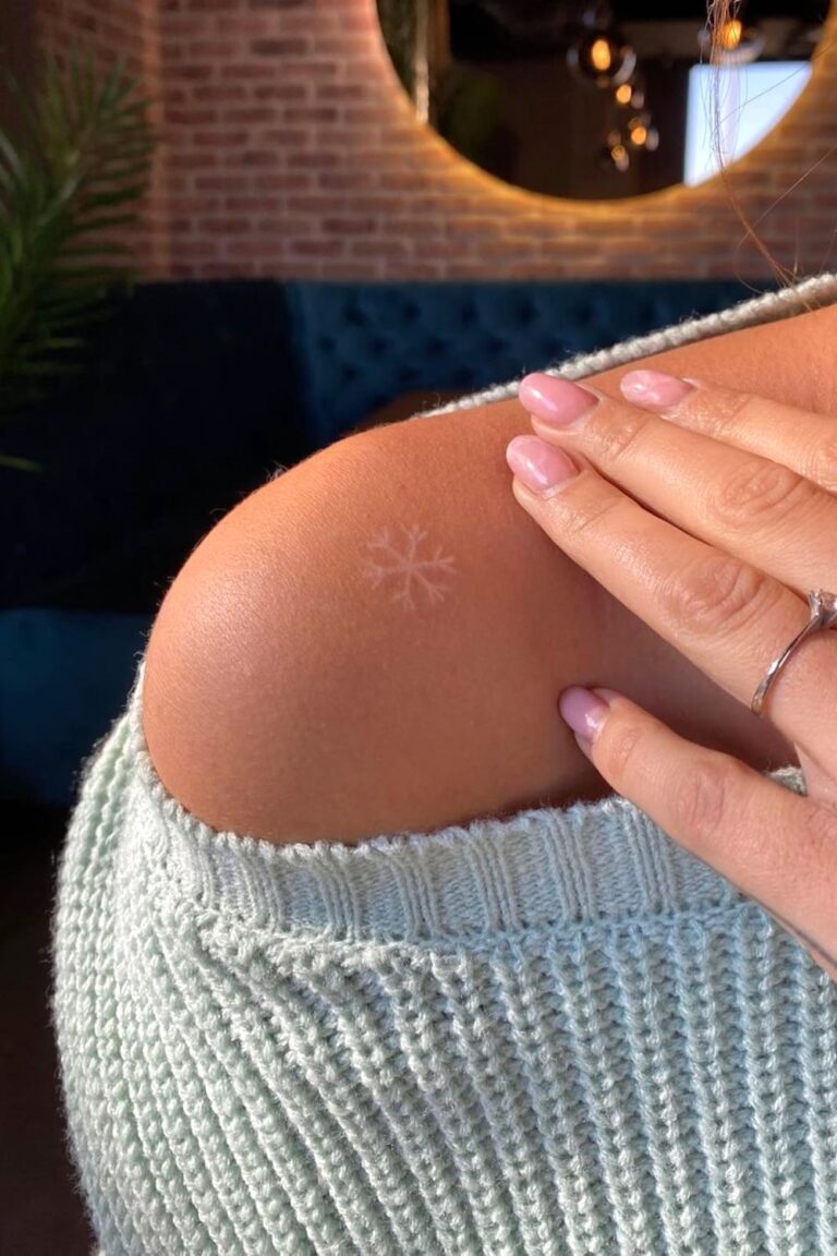 Top 21 Stunning Snowflake Tattoo Ideas