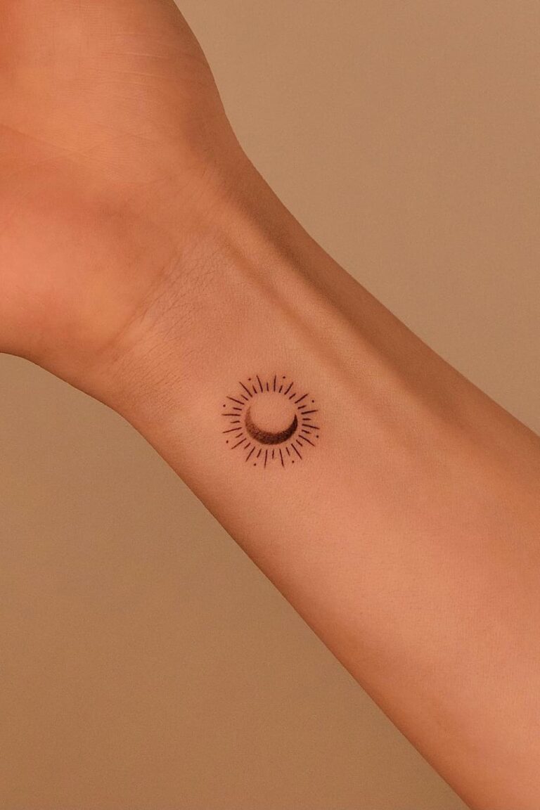 38 Amazing Small Sun and Moon Tattoo Ideas