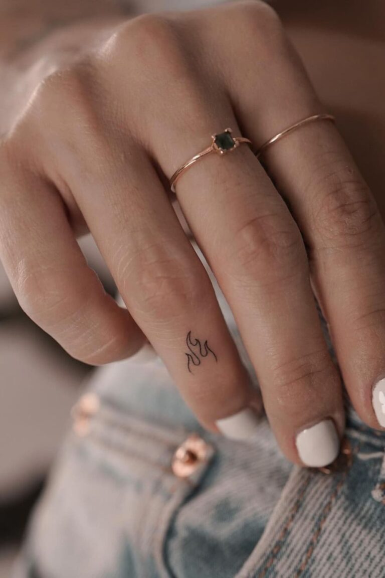 55 Unique Small Finger Tattoo Ideas