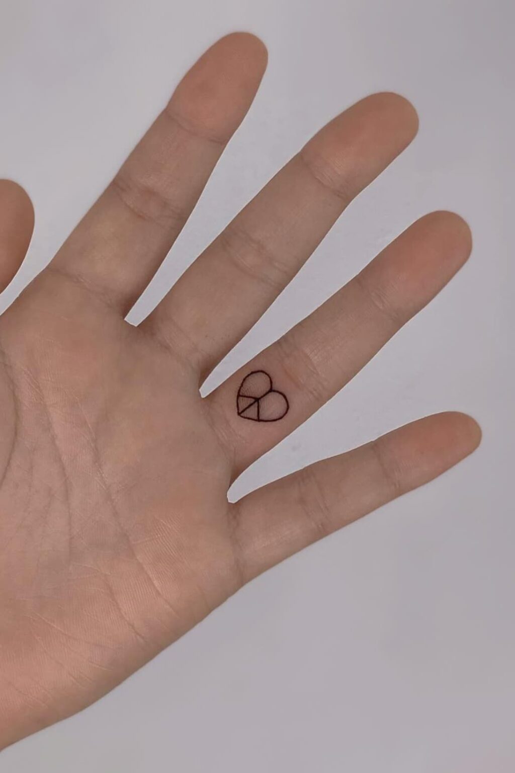 55 Unique Small Finger Tattoo Ideas