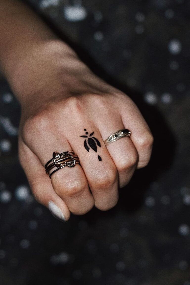 55 Unique Small Finger Tattoo Ideas