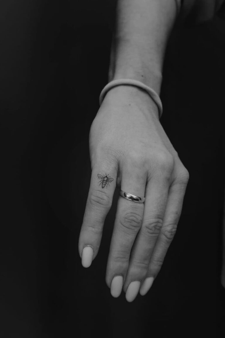 55 Unique Small Finger Tattoo Ideas