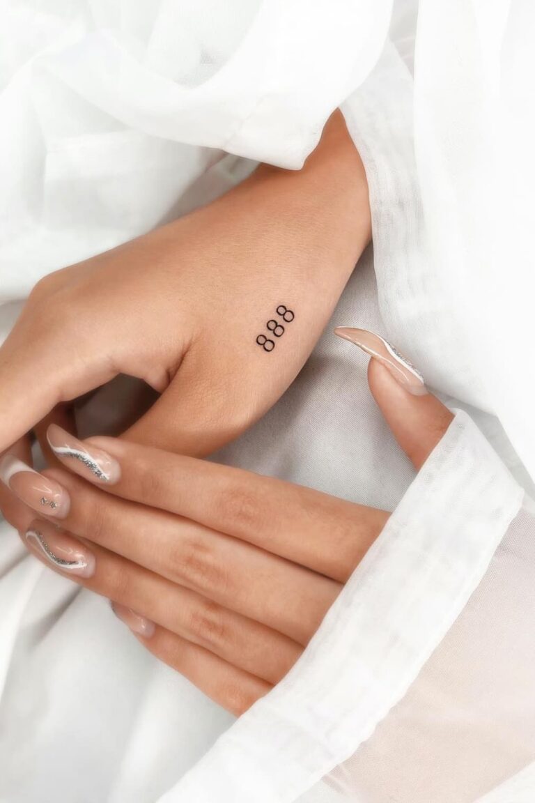 36 Best Small Hand Tattoo Ideas